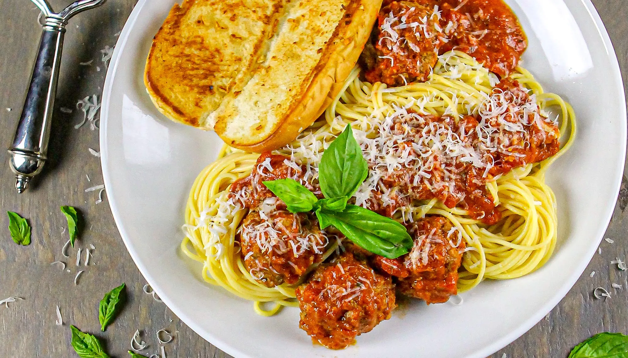 Spaghetti and Meatballs - BestRecipes.co